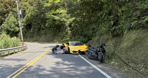 租千萬超跑「小牛」跑北宜 打滑衝到對向撞機車害送醫 社會 Ctwant