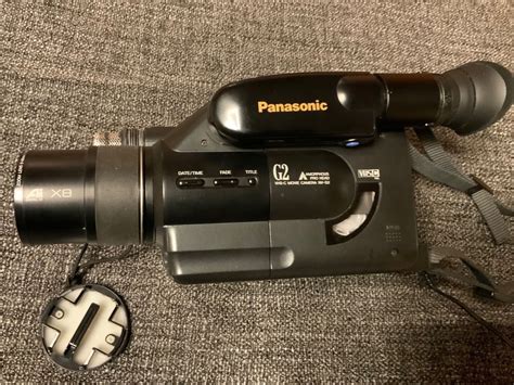 Videokamera PANASONIC VHSc Camcorder mit Netzteil, Tasche…. | Kaufen ...
