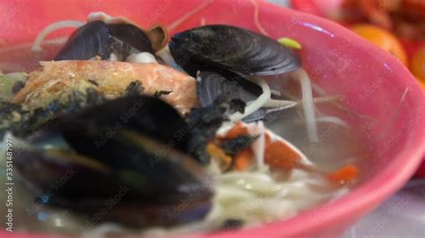 Haemul Udon Korean Variation Of Japanese Udon Udon Is A Type Of Thick