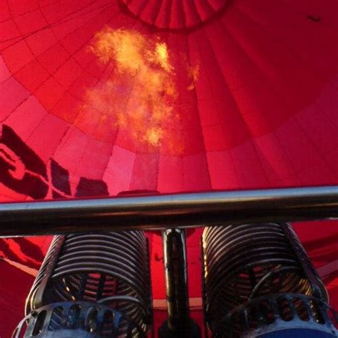 𝘾𝙡𝙖𝙪𝙨 𝙉𝙮𝙗𝙮 © Youtube