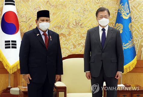문 대통령 인도네시아 국방장관 접견 연합뉴스