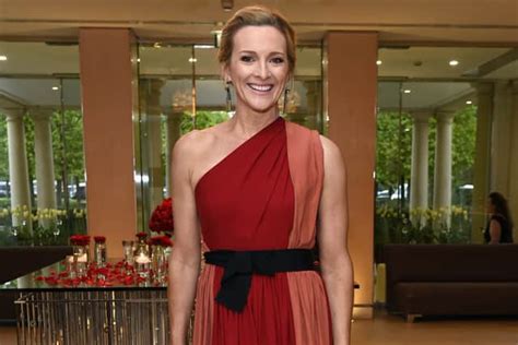 Gabby Logan Bbc Presenter Becomes Vitabiotics Menopace Ambassador