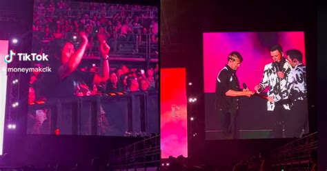 Singapore Westlife Fan Throws Her Red Panties On Stage And Asks For Band