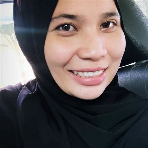 Gia Gia Diena • Threads Say More