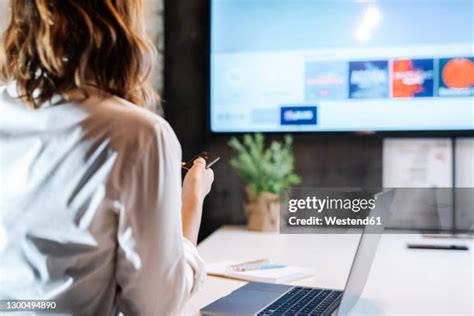 Remote Desktop Connection Photos And Premium High Res Pictures Getty Images