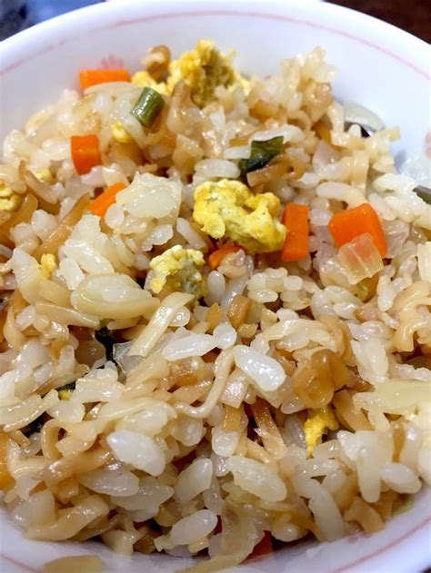 チキンラーメン炊き込みご飯 By 犬魔叉 【クックパッド】 簡単おいしいみんなのレシピが394万品