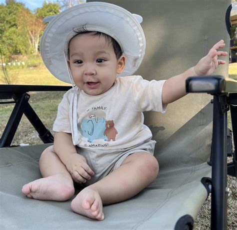 มาแล้วจ้า พอร์ช ศรัณย์ เปิดภาพ น้องโฮม แบบชัดๆ ครั้งแรก หล่อเหมือนพ่อ