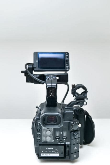 Canon c200