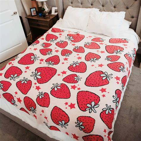 Strawberry Oversized Knitted Blanket
