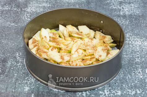 Шарлотка с яблоками и заварным кремом — рецепт с фото пошагово
