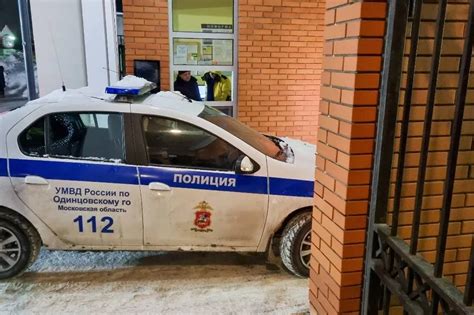 На Ставрополье инспектор ДПС разбил бутылку о голову коллеги из за ревности