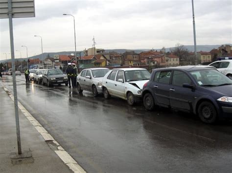 Lančani Sudar Na Mostu Mladosti Hronika Južne Vesti