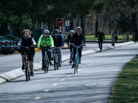 Las 20 Normas Que Todo Ciclista Debería Saber Y Cumplir Según La Dgt