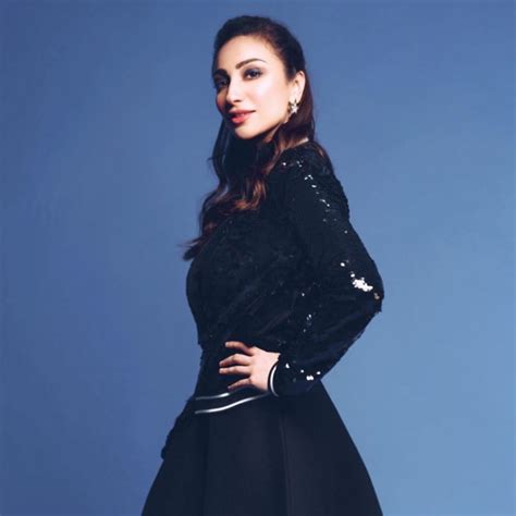 Yasir Hussain Explains Why He Doesnt Support Esra Bilgic As Brand Ambassador Reviewit Pk