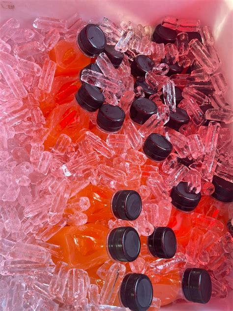 ท่าบัว ขายแหลก 🍊🧡น้ำส้มคั้นสดแท้ 100 🧡🍊