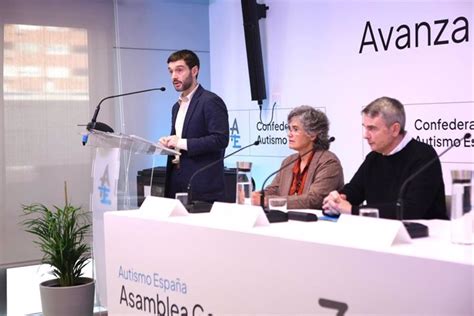 Bustinduy Se Compromete A Desplegar El Plan De Autismo Para Garantizar Los Derechos Plenos De