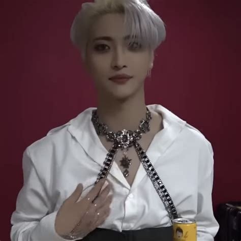 Pin By Briar Mo On Seonghwas Moodboard Au Living In Korea Kpop