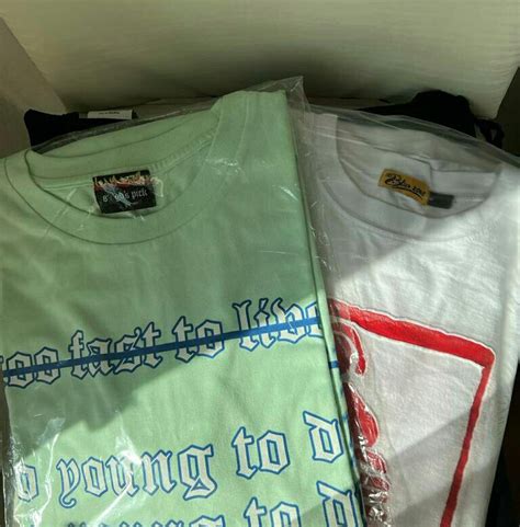 3 фирменных футболки купить в Владивостоке цена 1 550 руб продано 31 марта Футболки и поло