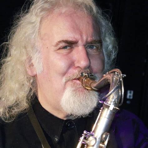 נירה רבינוביץ אל כל צליל שניגן נשף חלק מהנשמה שלו פטר