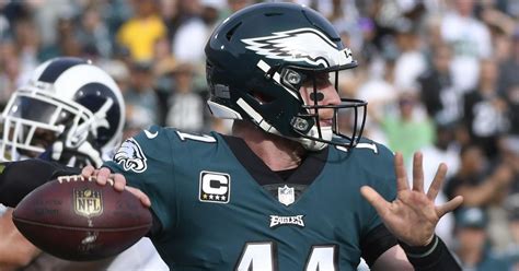 Carson Wentz Injury Update Eagles Qb Suffers A Torn Acl Vs Rams