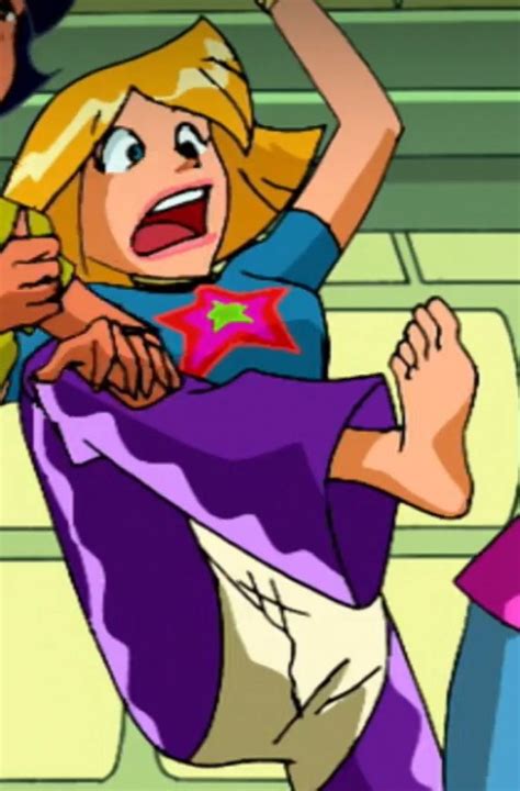 Clover Ewing 16 By Griffinknightavenger On Deviantart