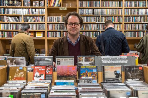 10 Reasons to Buy Music on CD - UnifiedManufacturing