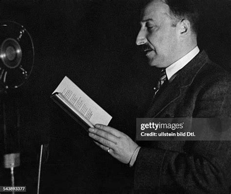 524 Stefan Zweig Photos And High Res Pictures Getty Images
