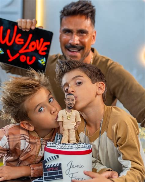 Julio Rocha Juliorocha • Threads Say More