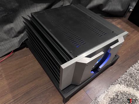 Pass Labs X250 Power Amplifier