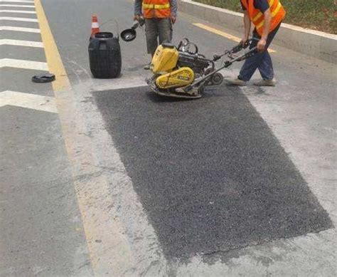 重庆沥青路面施工单位 沥青路面施工队道路修补 重庆靖海市政工程有限公司