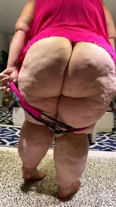 Farting Two Ssbbw Wearing Panties Blowing Her…