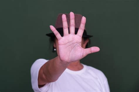 Premium Photo Closeup A Woman S Open Palm Facing The Camera
