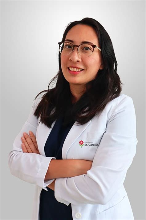 Nadia Nastassia Rumah Sakit St Carolus