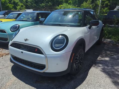 New 2025 MINI Hardtop 2 Door FWD Iconic In Annapolis S2W16193 MINI