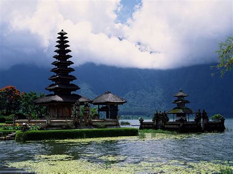 Bedugul Tanah Lot Tour Bali Ride Car