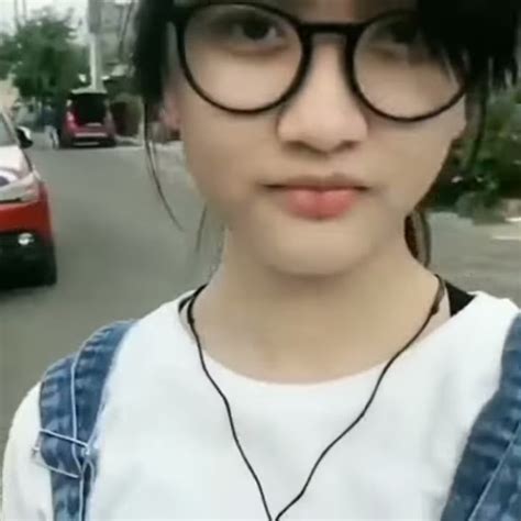 Story Wa Cewek Imut Youtube