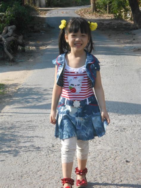 Diện áo xinh nè D Happy smile Happy