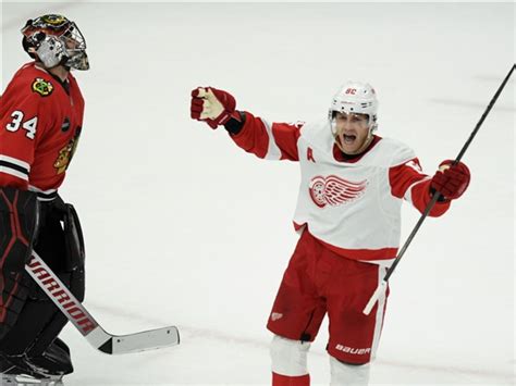 Kane Scores In Overtime In Chicago Return Sending Red Wings To 3 2 Win