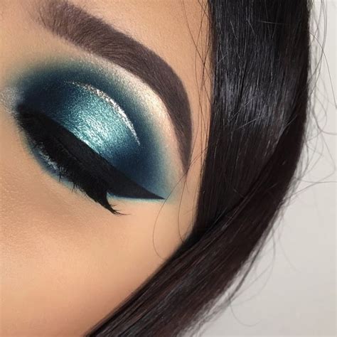 Fabulous Eye Makeup Ideas Make Your Eyes Pop From Artists Around The