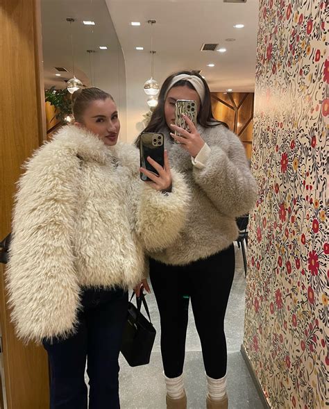 Stina Gega 🤍 Instagram