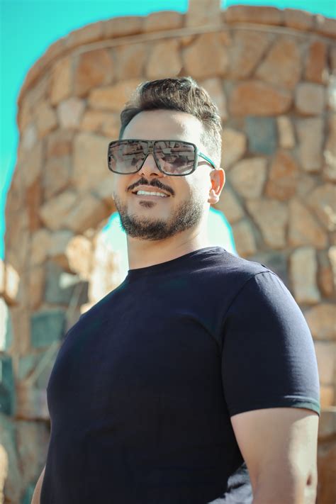 طلعوا بافعالن الـ ـعن من ولادك بديعة العكيد وسيم نور حفلات دبي 2024 نص صحابي اللي عرفتا