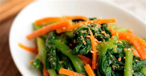 蕪の葉とにんじんの胡麻和え♪ By アールmama 【クックパッド】 簡単おいしいみんなのレシピが368万品