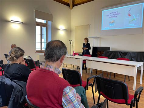 LA CARTA DI ACCOGLIENZA DEL VENETO TRA LAVAGNA E BANCHI DI SCUOLA