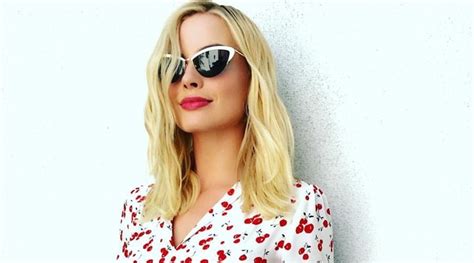 Margot Robbie Says She Hates The Word ‘bombshell Hollywood News