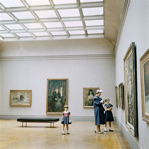 Look Back At Vivian Maiers Mysterious Secret Photographs