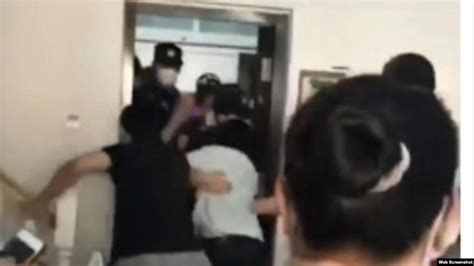厦门一基督教聚会 遭警方暴力对待强行冲散 ＊ 阿波罗新闻网