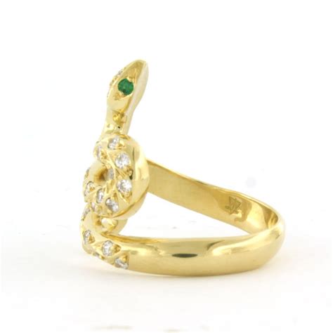 Ring With Emerald And Brilliant Cut Diamonds Up To 035ct 18k Yellow