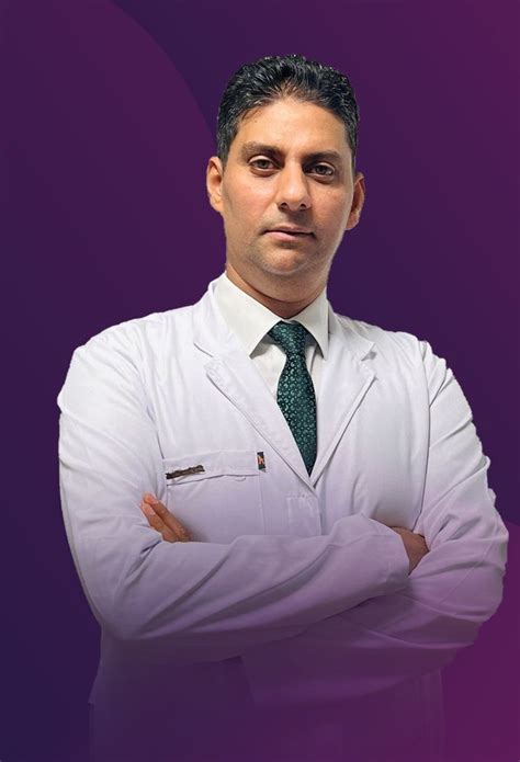 Front Page دكتور أيمن نجم استشاري النساء والتوليد في المستشفي الايطالي