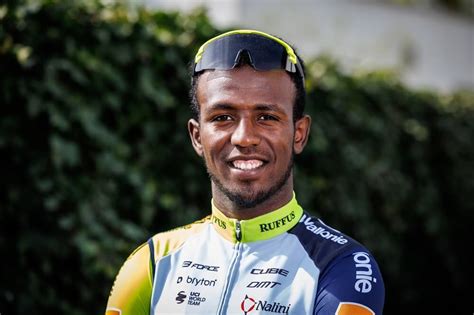 Biniam Girmay E Il Giro Firma Il Rinnovo E Sogna La Rosa SuperNews