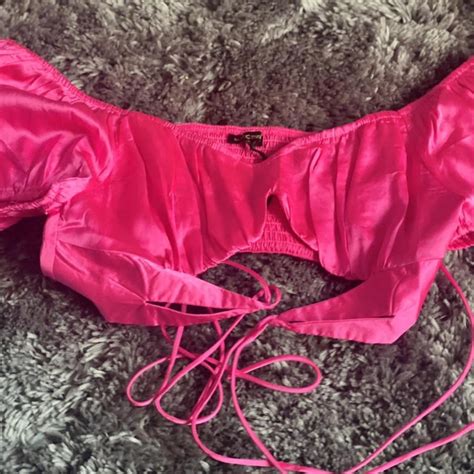 💓 Super Cute Hot Pink Satin Crop Topruffled Depop